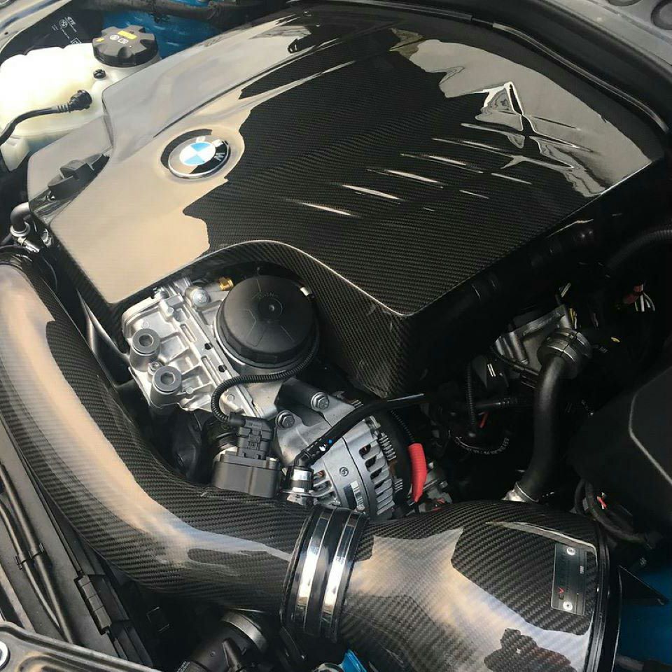 BMW M2(F87 N55) ブラックカーボンエンジンカバー【Eventuri】