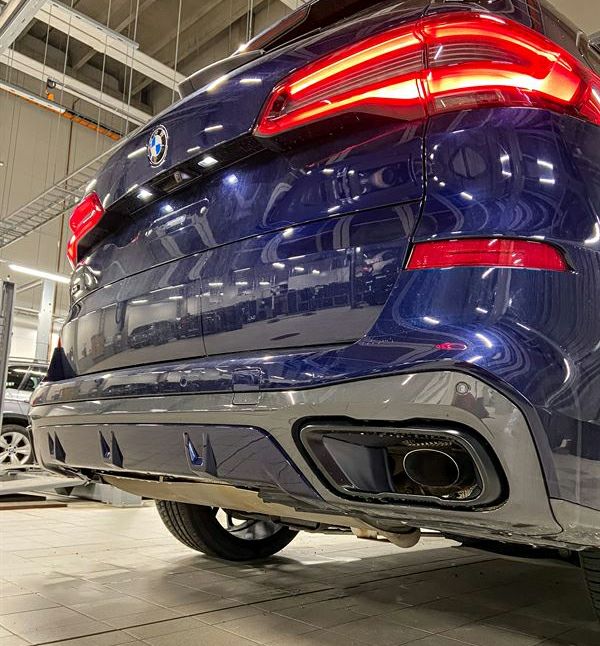 BMW X6 マフラー | カスタムパーツ専門店 オートパーツ(AutoParts)